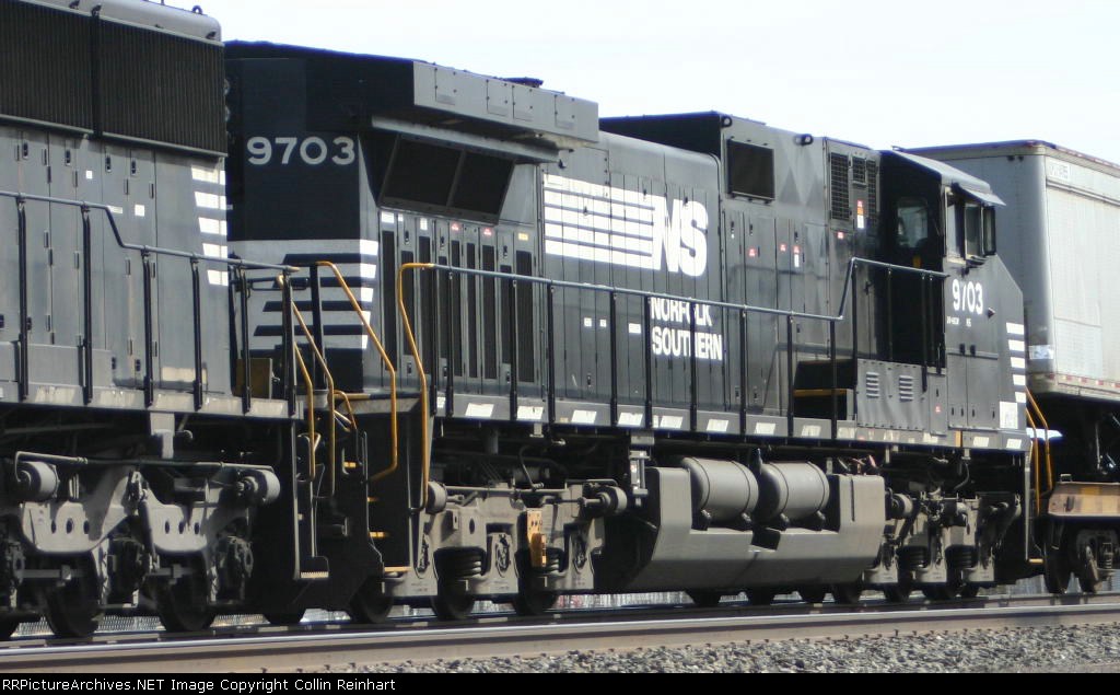 NS 9703